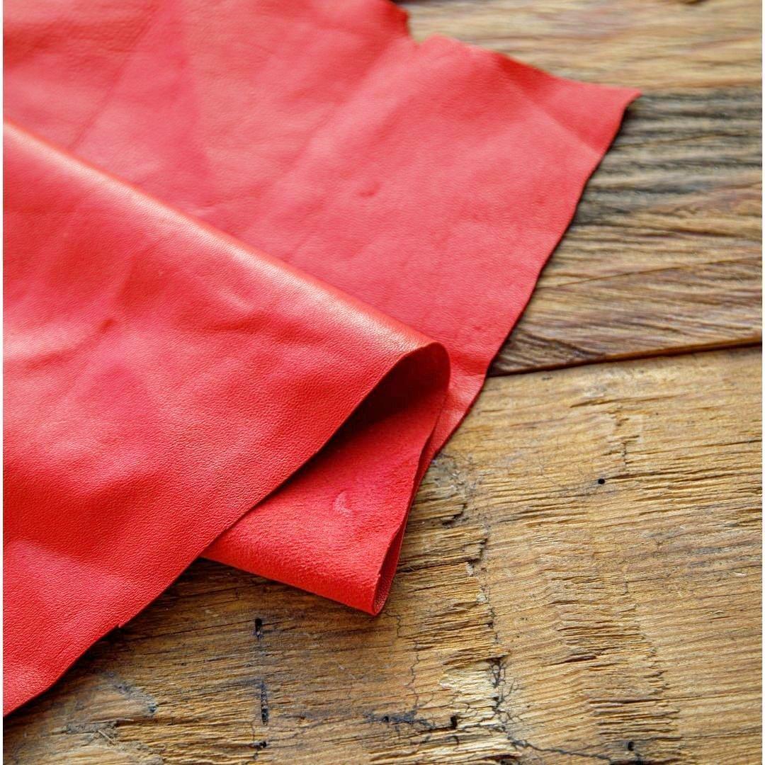 Veg-Tanned High Shine Cowhides – Leather Hub